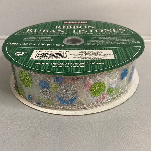 Kirkland Signature | Other | 5 Yards Kirkland Signature Glitter Dot ...